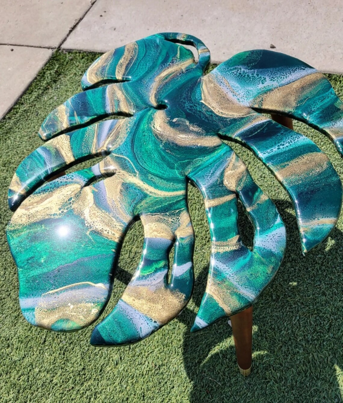 Monstera Leaf Custom Table - READ DESCRIPTION - Etsy