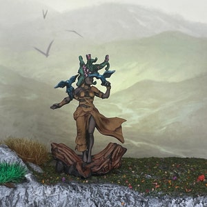 Female Druid, Nymph, Ranger quickpaint Painted Miniature D&D Frostgrave ...