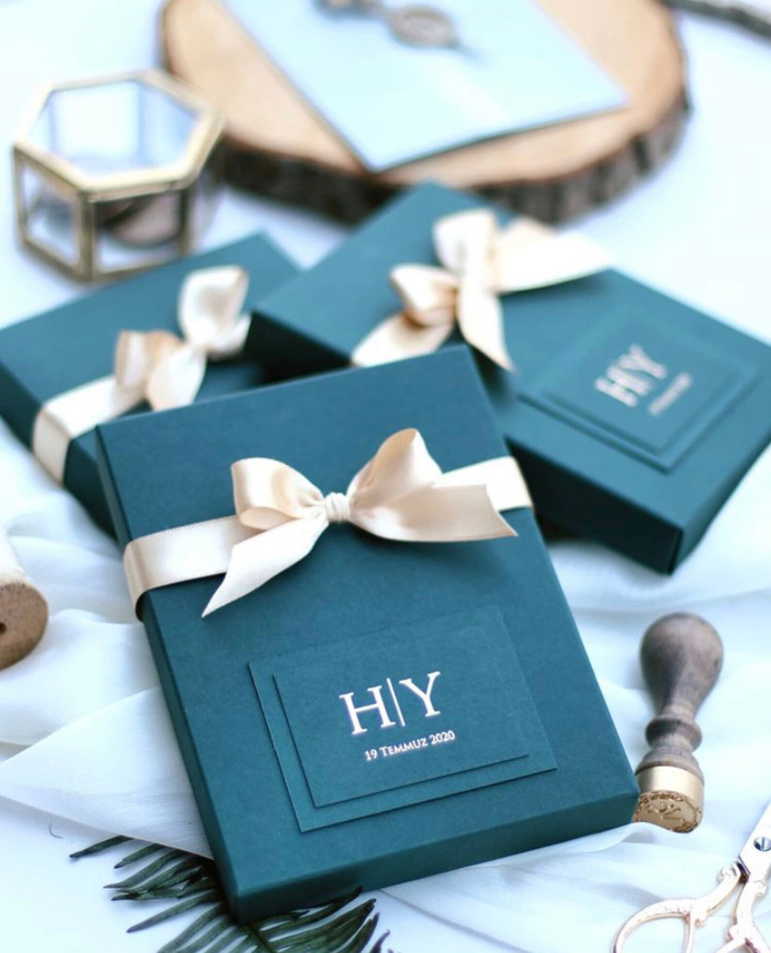 Wedding Box Set Emerald Green Box Unique Vellum Jacket | Etsy