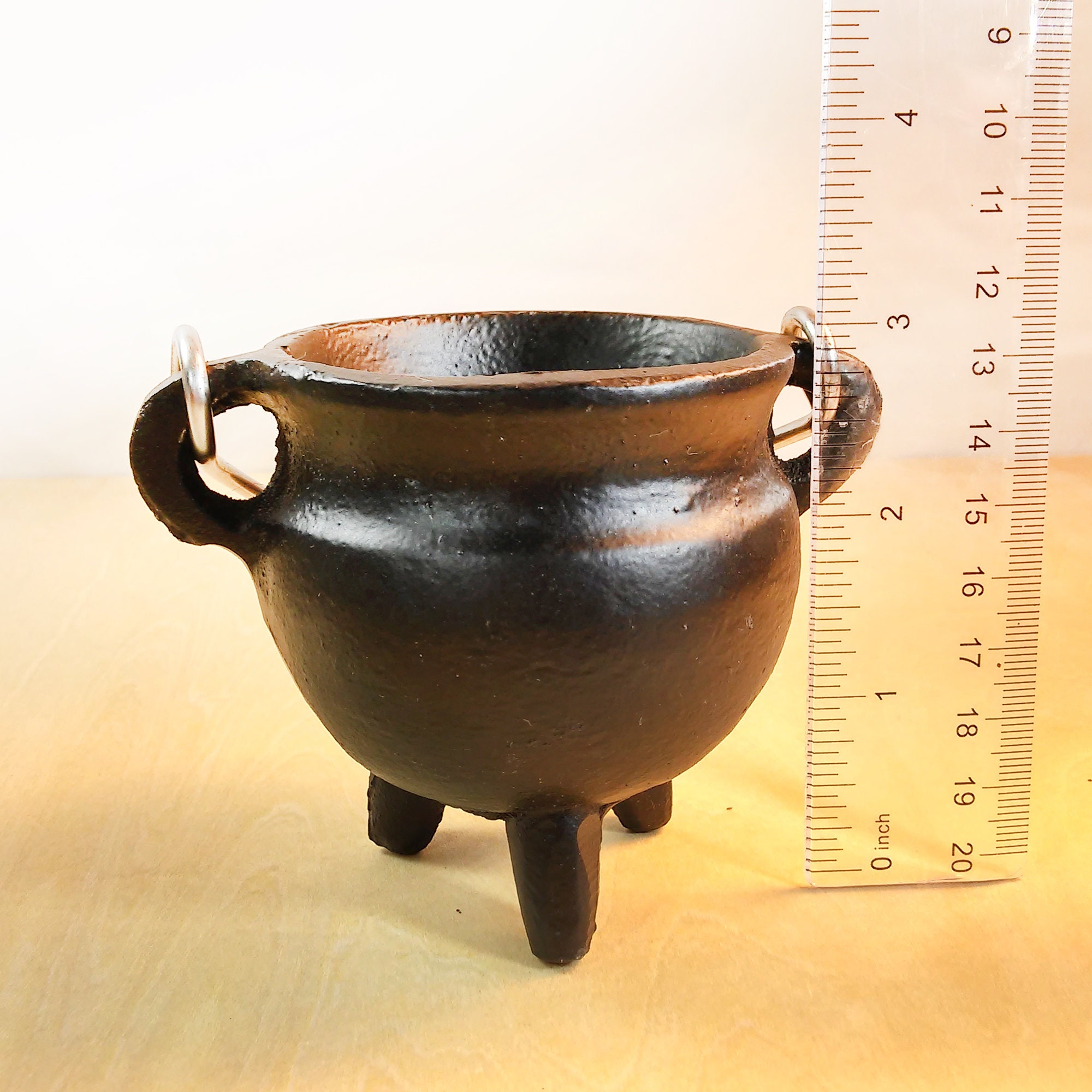 Cast Iron Cauldron With Handle and Lid, 3" Tall, 2-3/4" Diameter, for ...