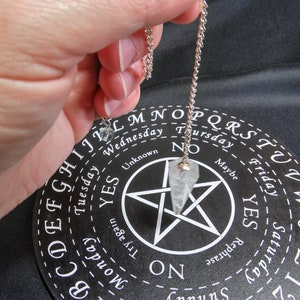 Wood Pendulum Board, Pendulum Mat With Pentacle Design, 6" Diameter - Etsy