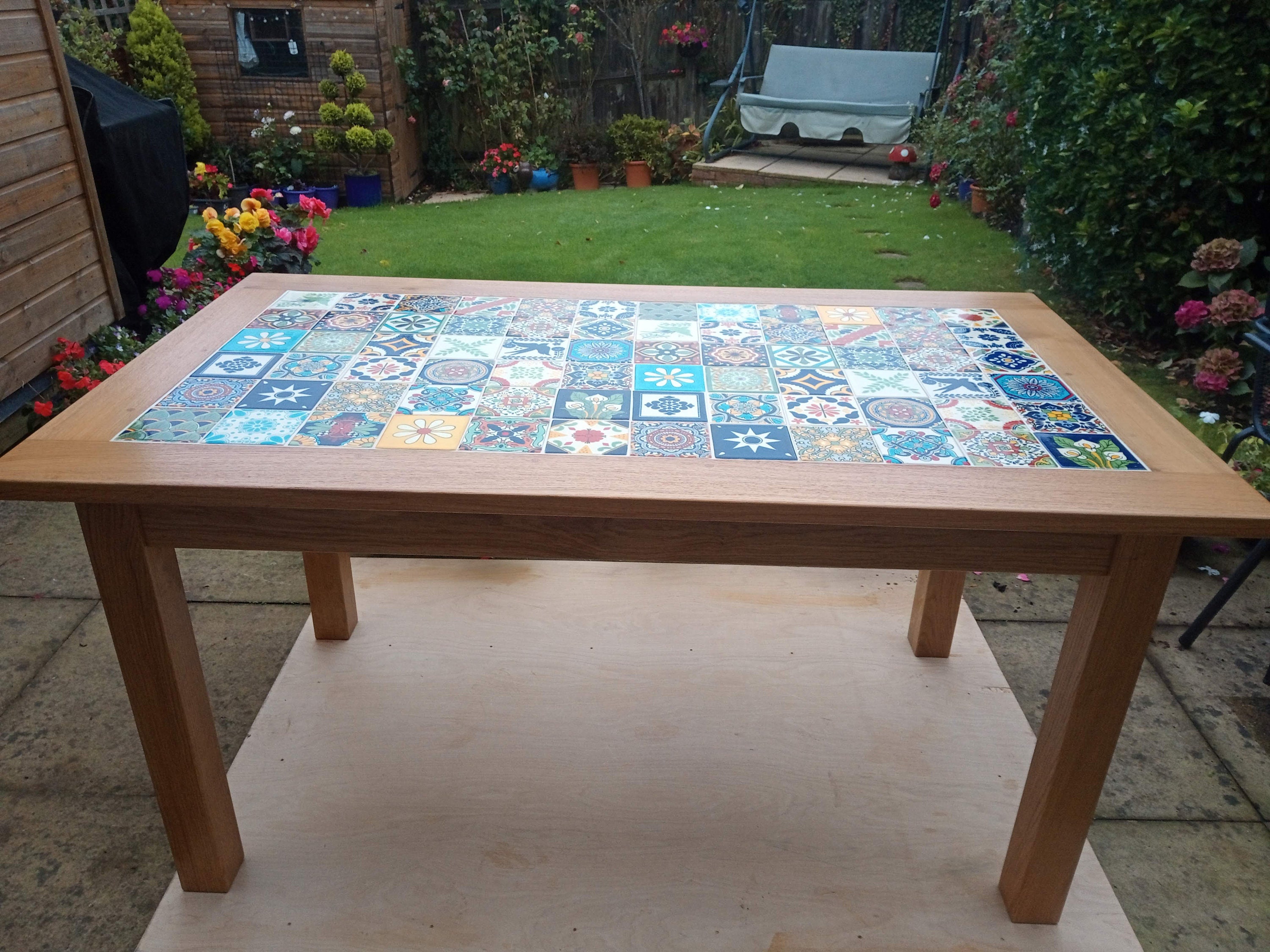 Dining Table in Solid Oak With Oak Border and Mexican Tiles - Etsy UK