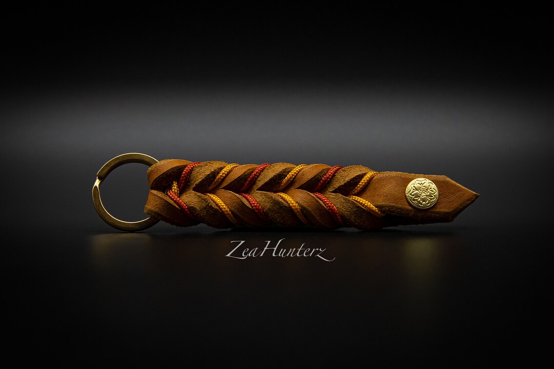 Keychain in Cognac-coloured Grease Leather - Etsy