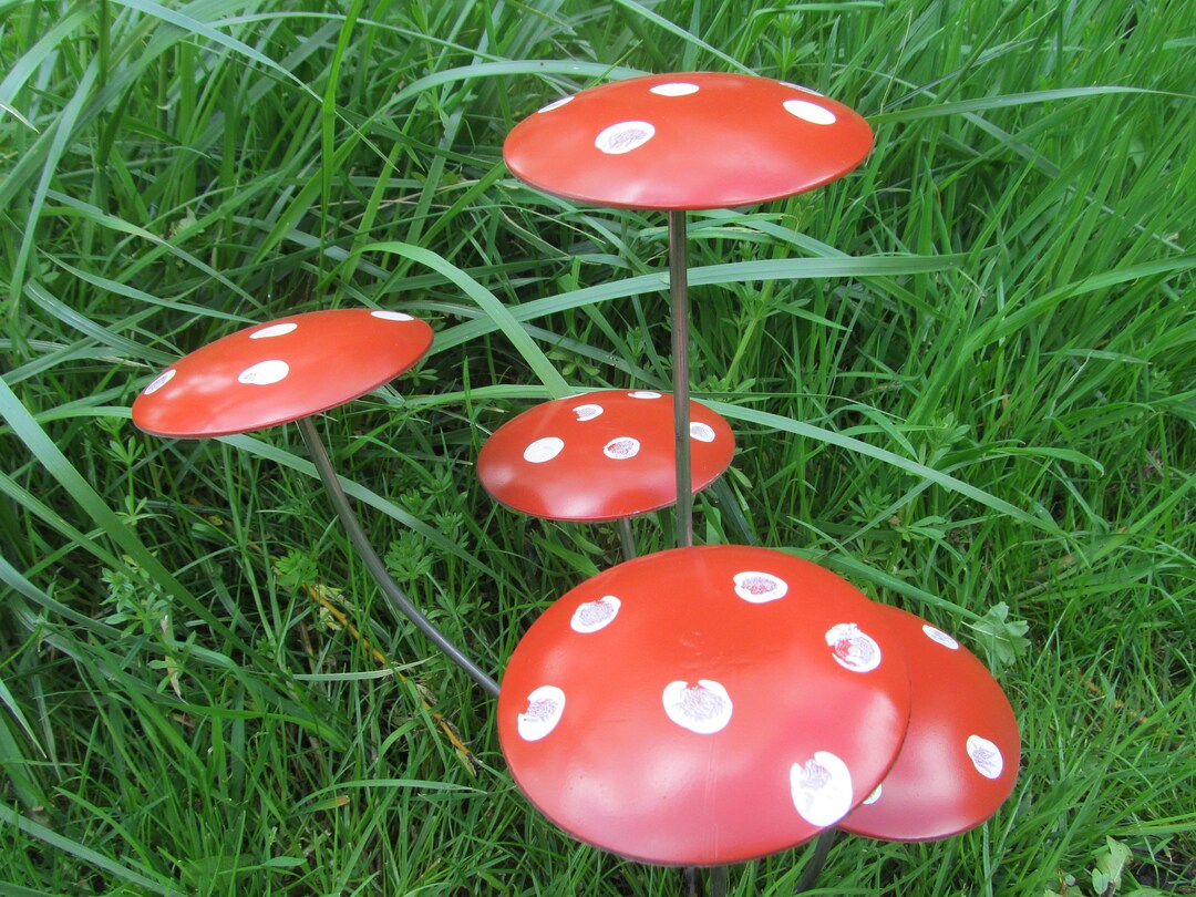 Metal Toadstool Garden Ornament, Garden Toadstools, Planter Toadstools ...