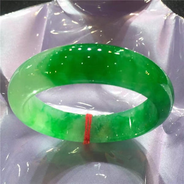 Jadeite Bangle - Etsy