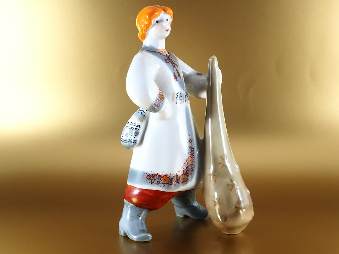 Old 18 Cm Porcelain Figure Ukraine/vintage 1980 Figurine Cossack ...