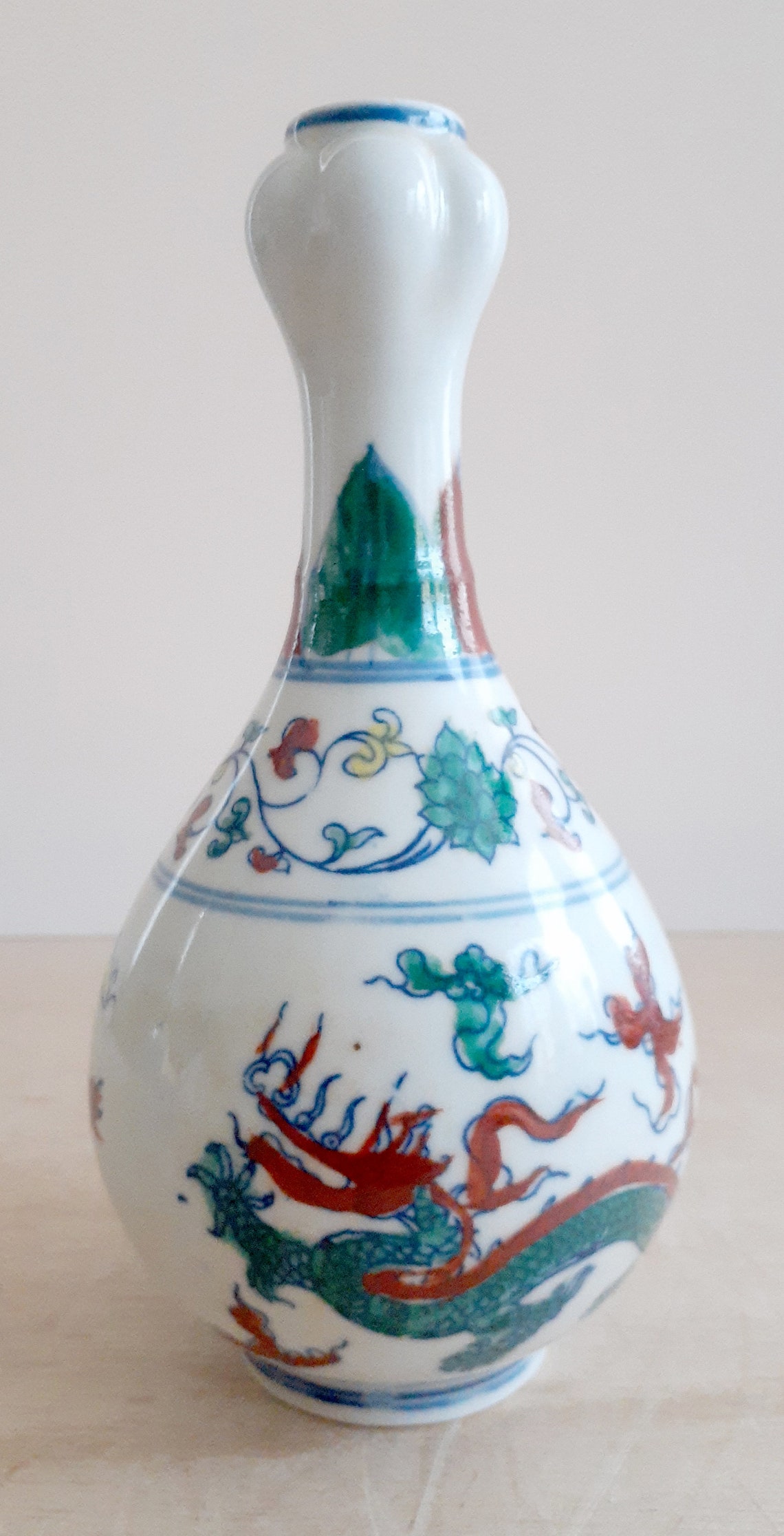 Chinese porcelain garlic head dragon vase | Etsy