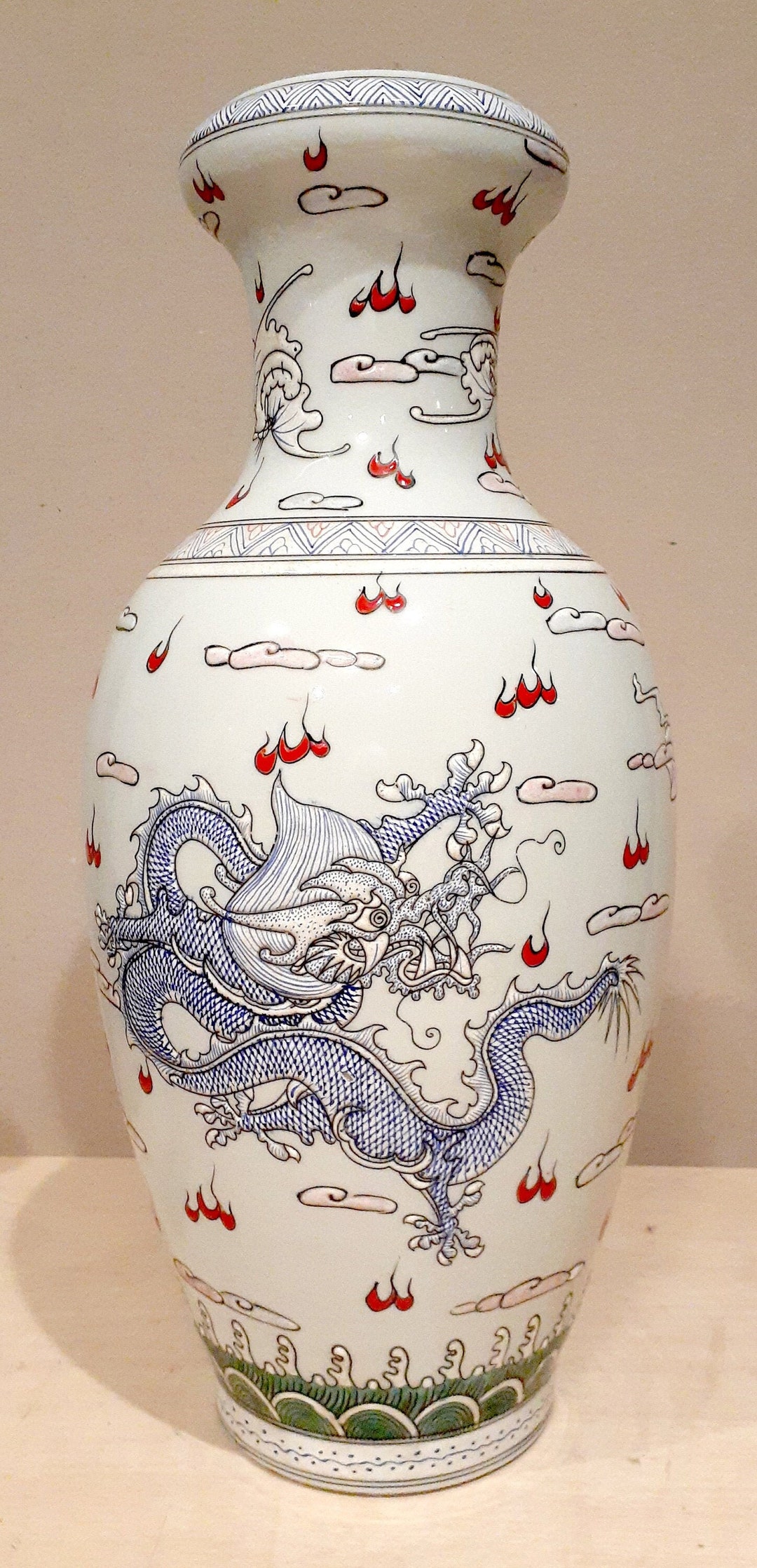 Chinese Porcelain Dragons and Fu Bats Vase - Etsy