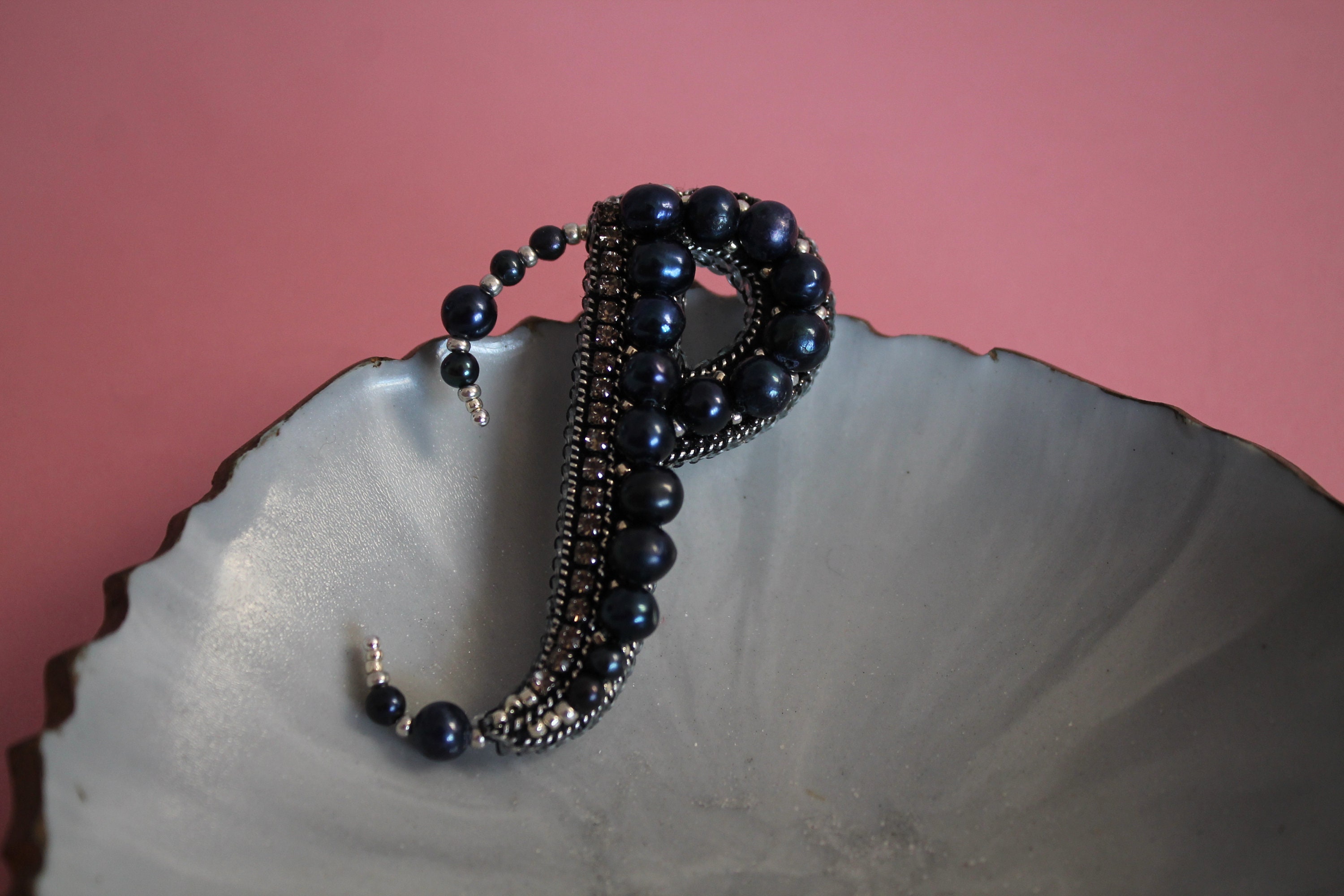 Embroidered Brooch Letter With Round Beads, Custom Monogram Brooch - Etsy