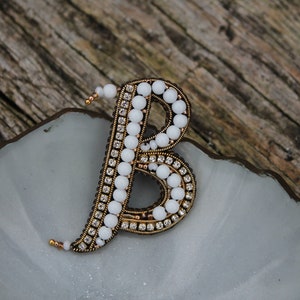 Embroidered Brooch Letter With Round Beads, Custom Monogram Brooch - Etsy
