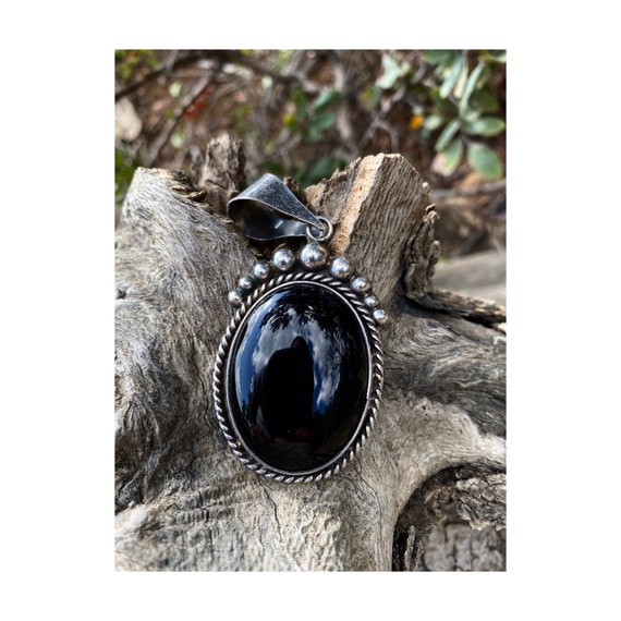 Large Onyx Pendant - Gem