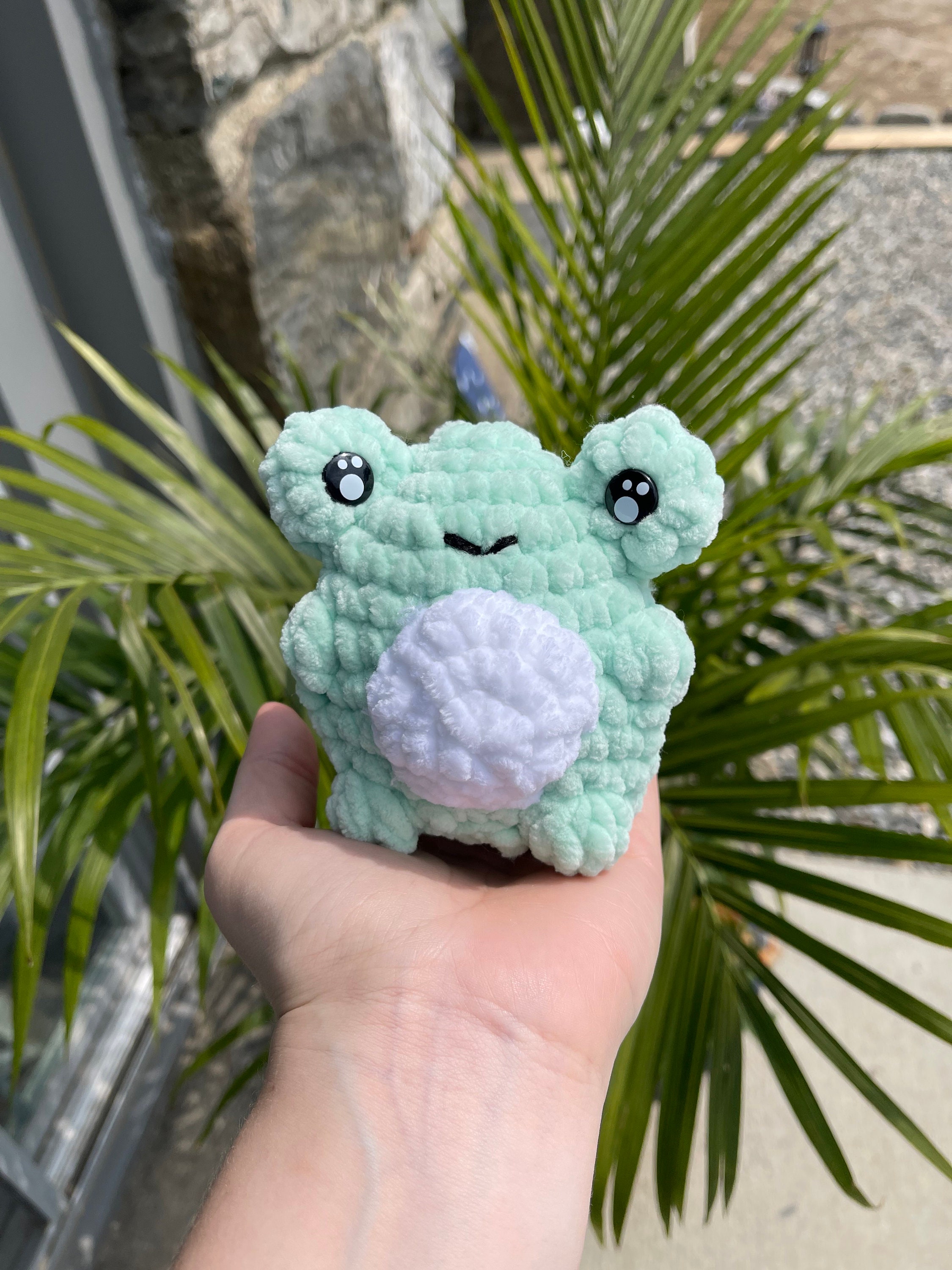 Plushie Frog, Chonky Frog, Amigurumi, Toys, Crochet Stuffed Animal ...