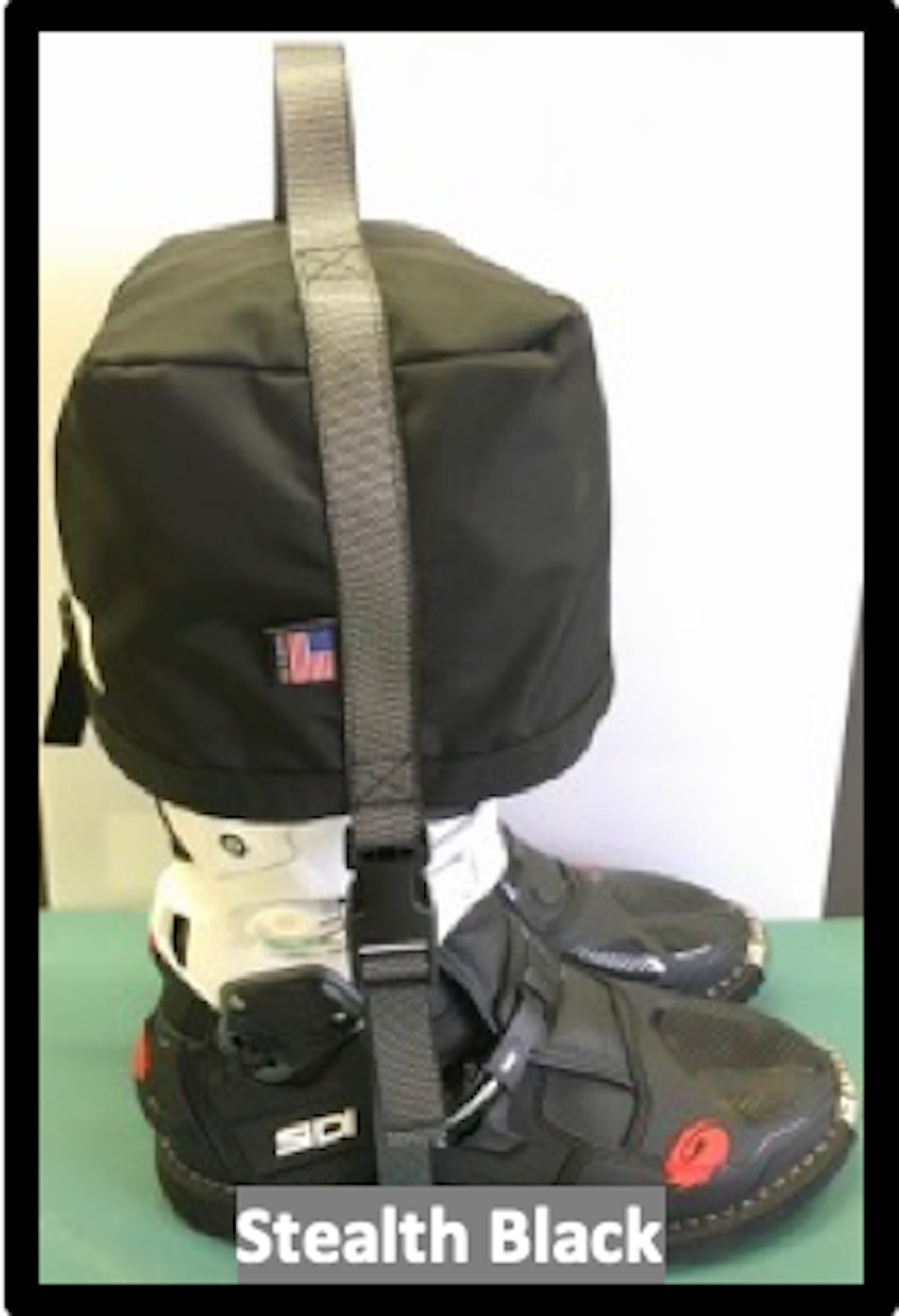 Stealth Black, Motocross-Boot-Träger, The BootGrabber - Etsy.de