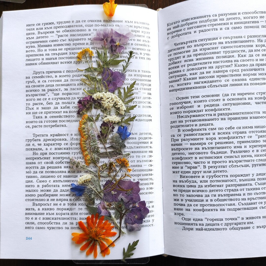 Pressed Flowers Bokmarks Laminated Bookmark Nature Bookmark - Etsy
