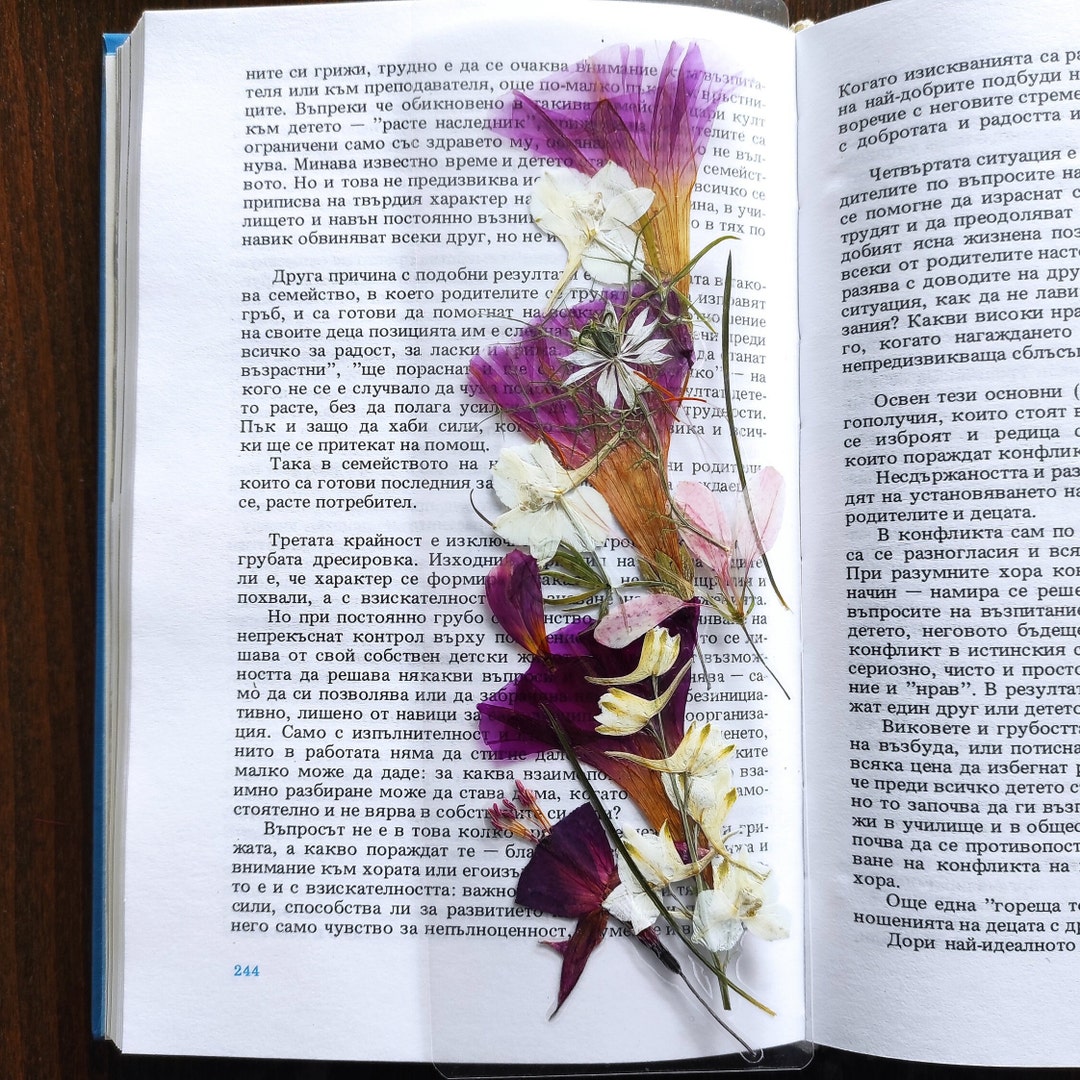 Pressed Flowers Bokmarks Laminated Bookmark Nature Bookmark - Etsy