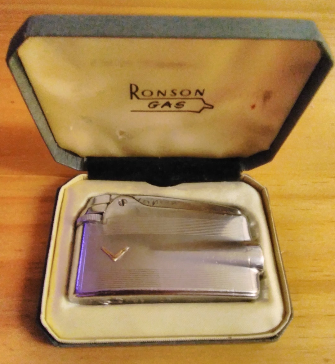 Vintage Ronson Varaflame Gas Lighter in Ronson Hard Case - Etsy