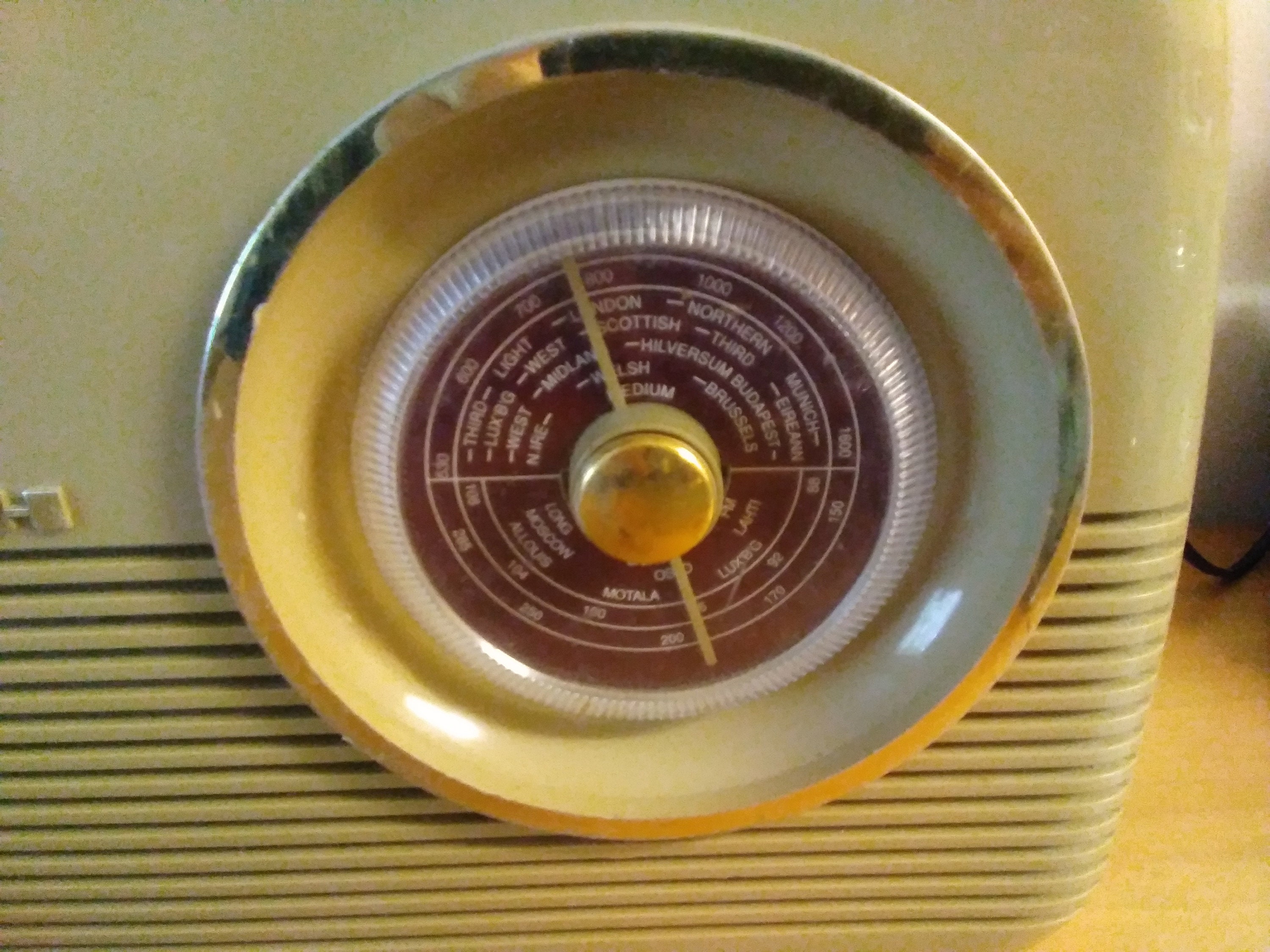 Vintage Bush Radio Bush TR82/97 From 1997 - Etsy Australia