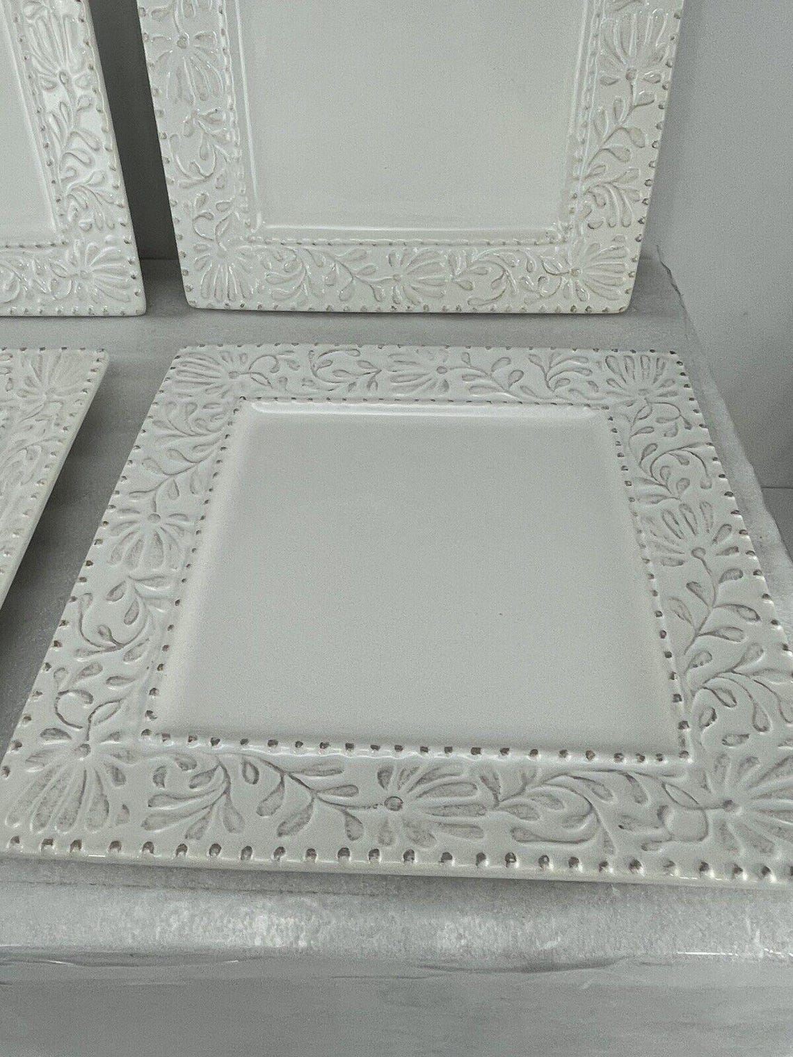 Set of 4 American Atelier Bianca Leaf Square Dinner Plates Raised ...