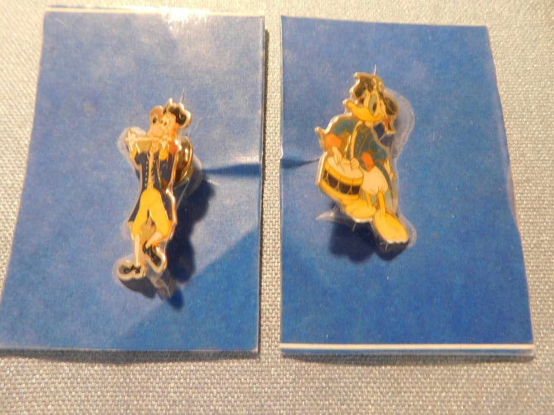 Vintage Disney Colonial Donald Duck Playing Drum and Goofy Playing ...