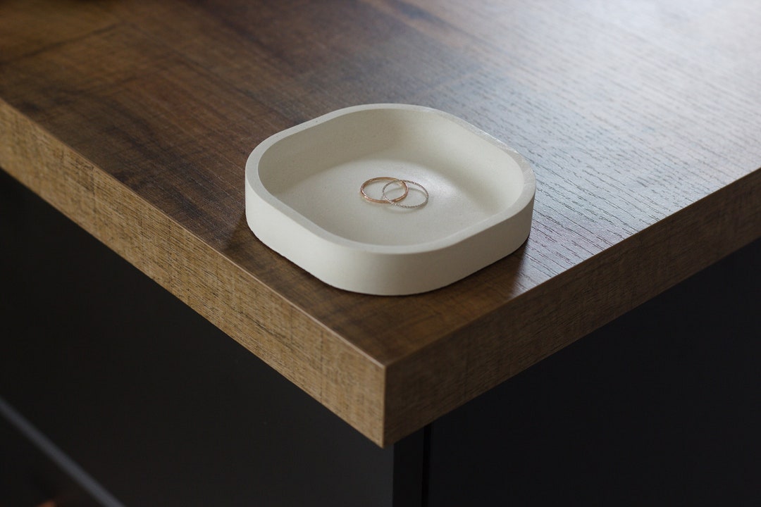Jewelry Dish / Concrete Key Dish - Etsy