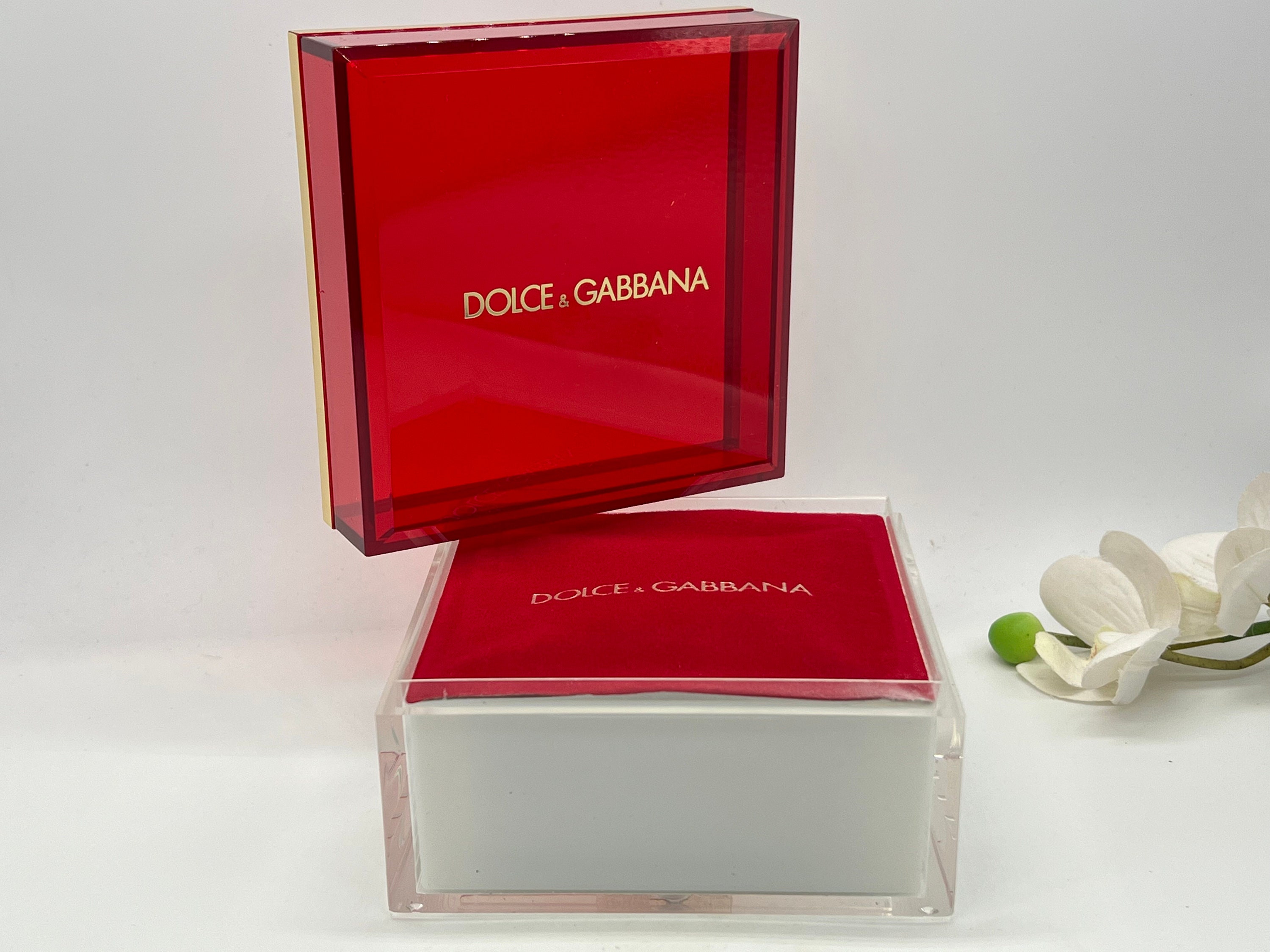 Dolce Gabbana Talc Satine Sensuel 150g/5 Fl.oz Body Powder Classic Red ...