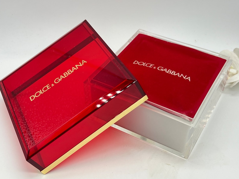 Dolce Gabbana Talc Satine Sensuel 150g/5 Fl.oz Body Powder Classic Red ...