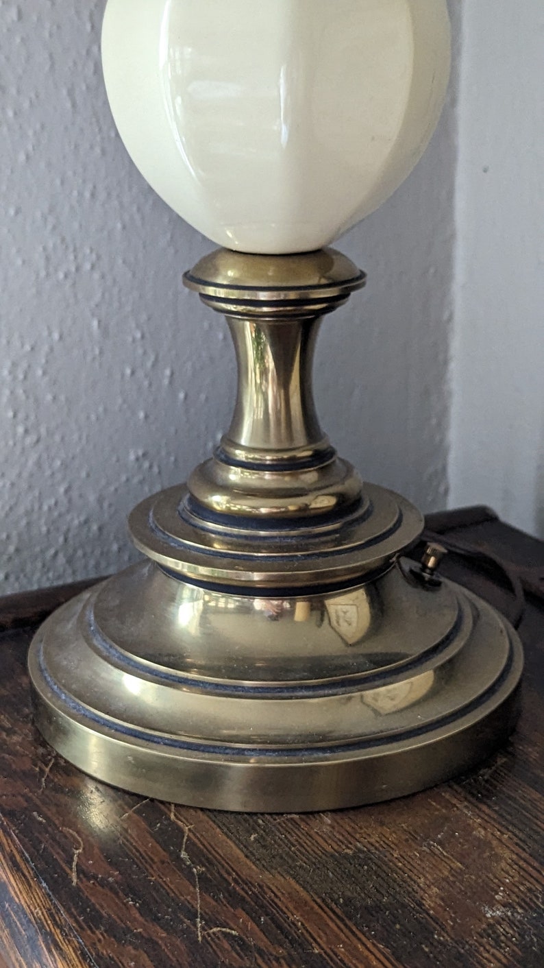 Vintage Stiffel Brass Table Lamp Ivory Enamel Ball 30" Tall Brass Base ...