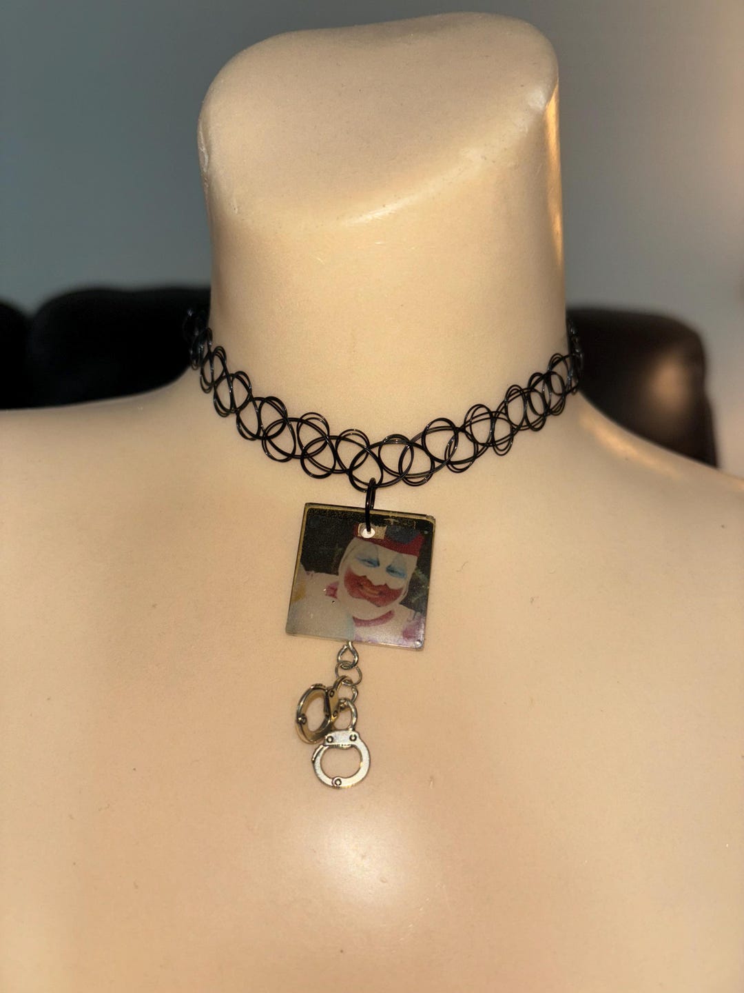 Resin Clown John Wayne Gacy Handcuff Choker Horror Halloween Necklace ...