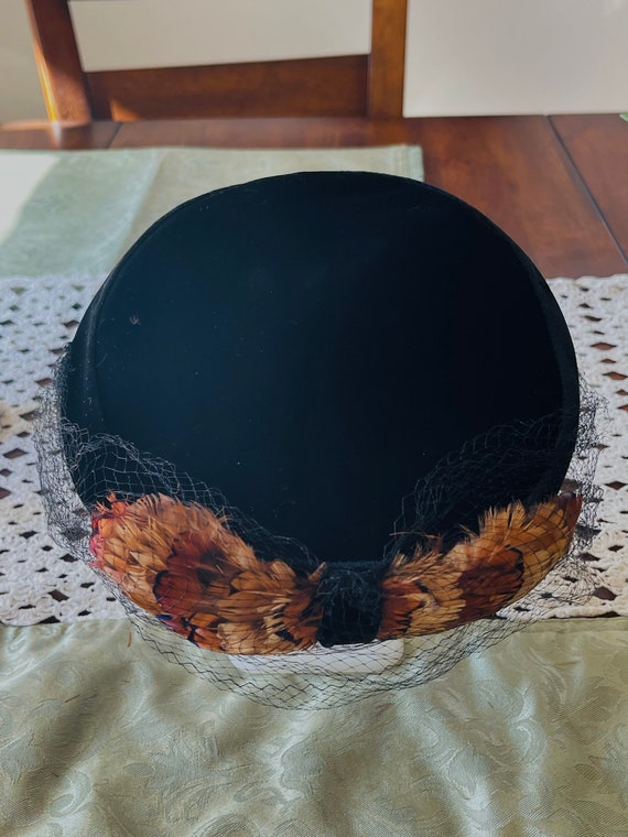 Black Velvet Feather Mini Hat Fascinator With Veil In… - Gem