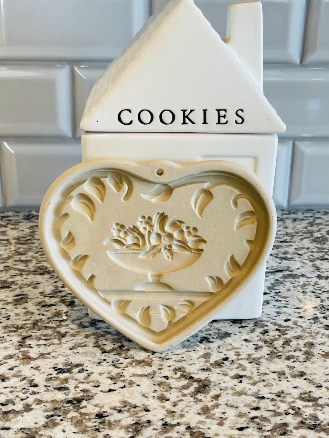 Pampered Chef Cookie Mold Come to the Table Heart 1999 Cookie Art ...