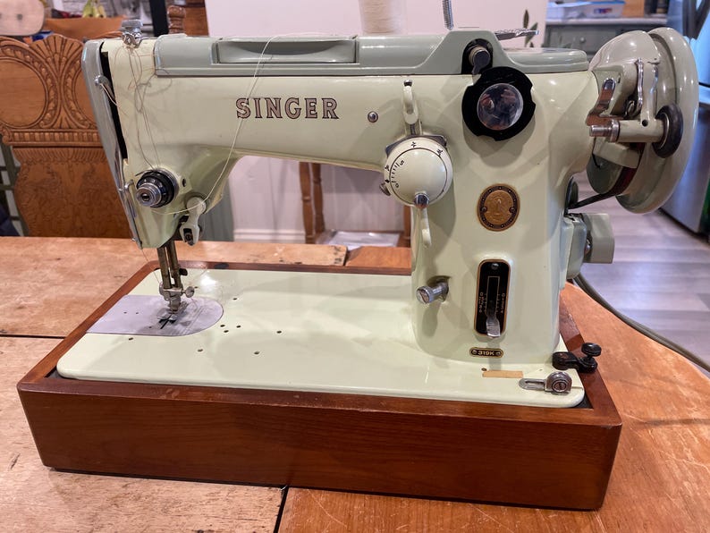 Vintage Singer 319K Automatic Sewing Machine | Swing Needle Zig Zag ...