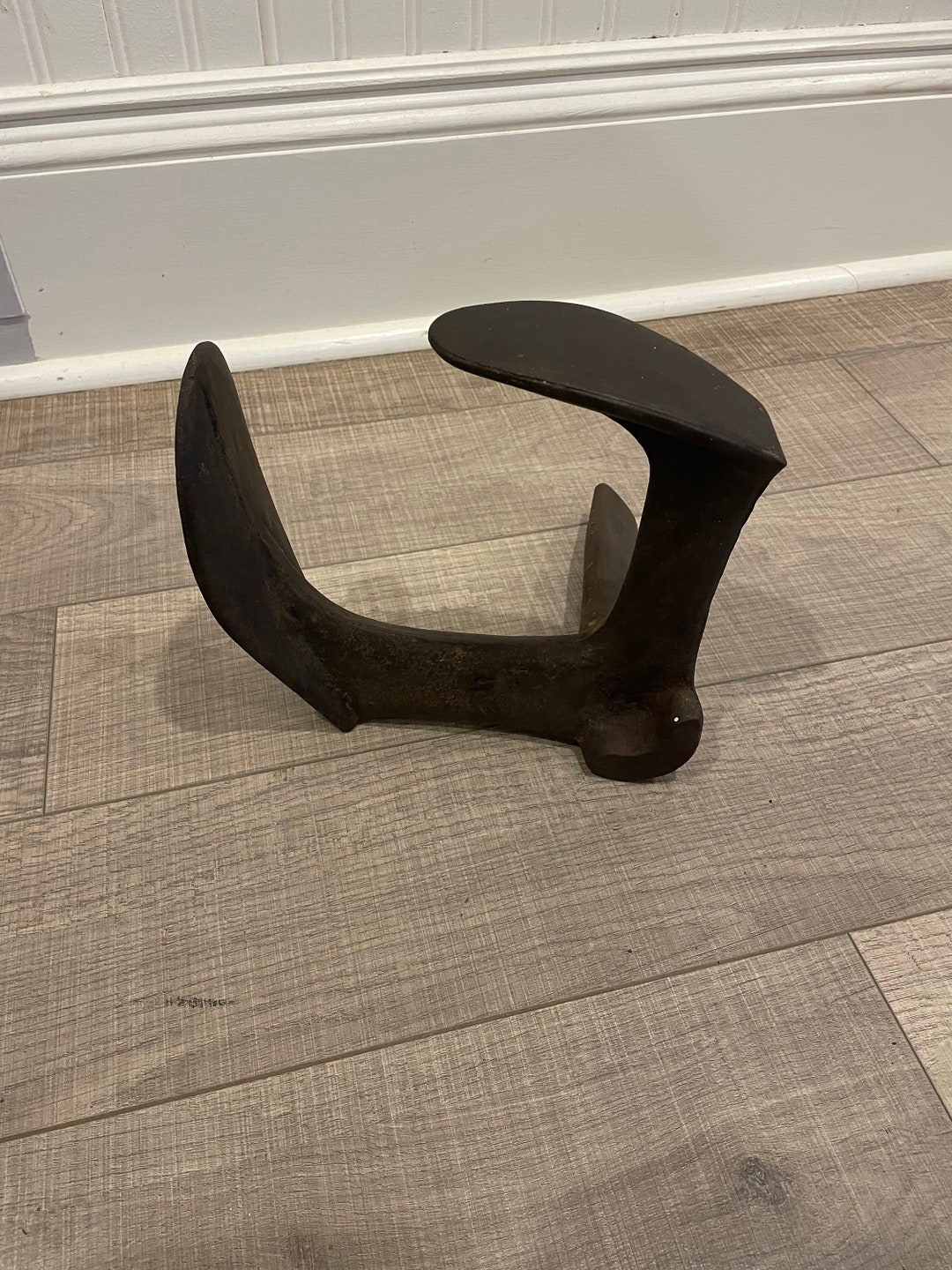 Antique Cast Iron Cobbler's Shoe Repair Stand With 2 Shoe Forms. - Etsy