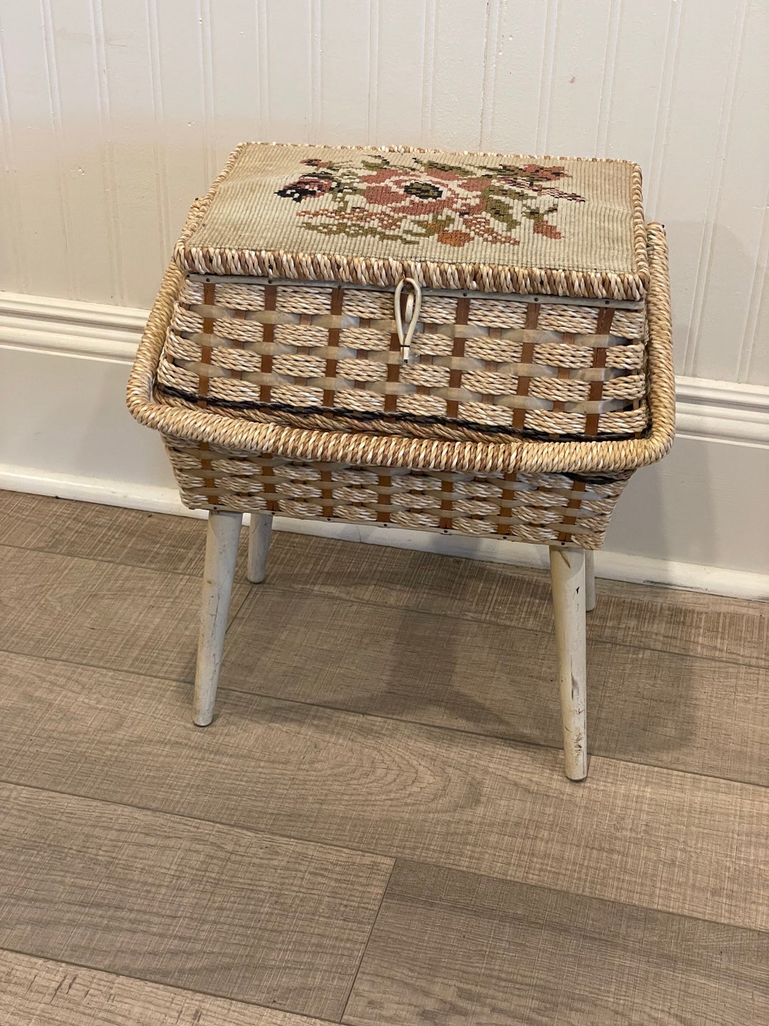 Sewing/knitting Basket on Legs - Etsy