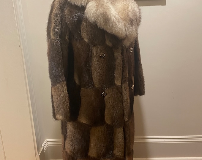 Canadian Muskrat Fur Coat, Premium Fur Pelt Coat With Gorgeous Fox ...