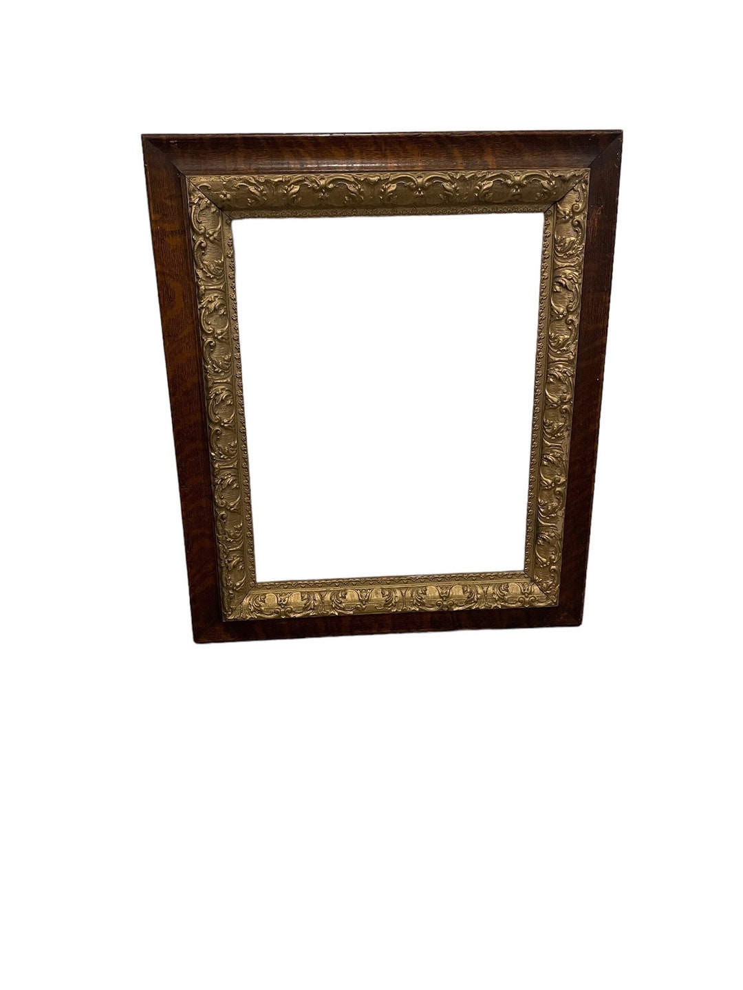 An Antique Solid Oak Picture Frame With Decorative Plaster of Paris ...
