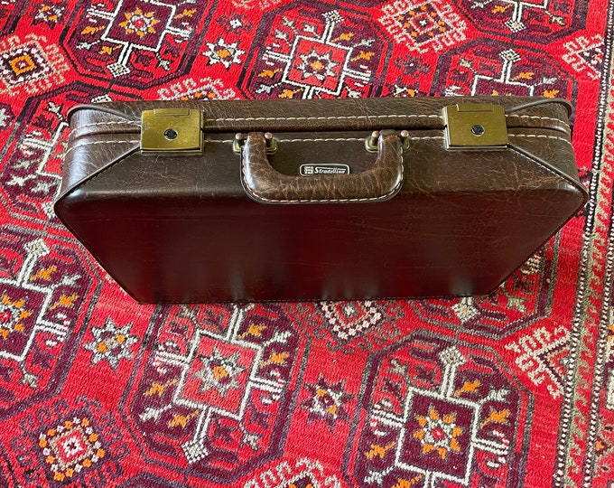 Vintage Stradellina Brown Attache Case With Click Closures and Nice ...
