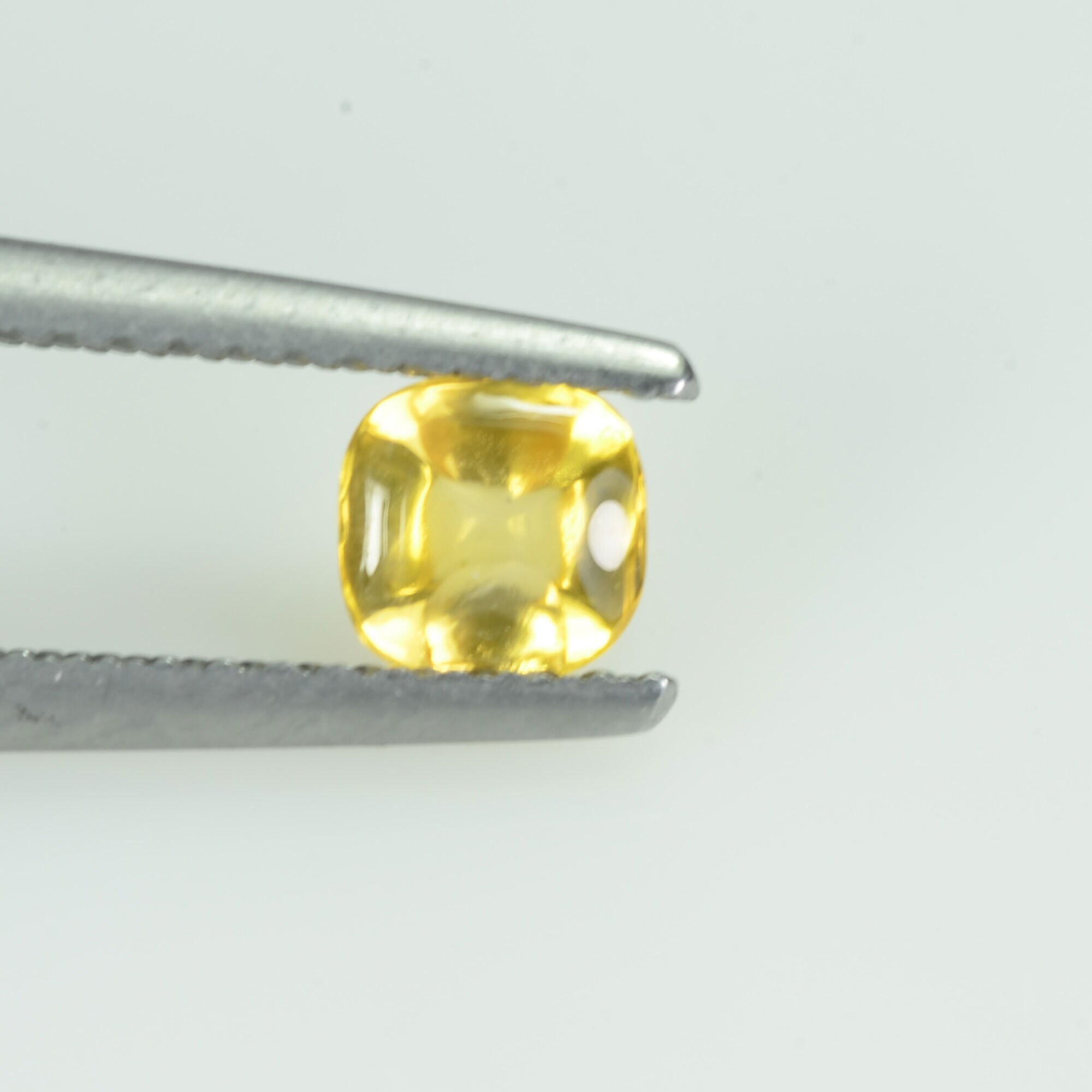 0.63 Cts Natural Yellow Sapphire Loose Gemstone Sugarloaf Cut - Etsy UK