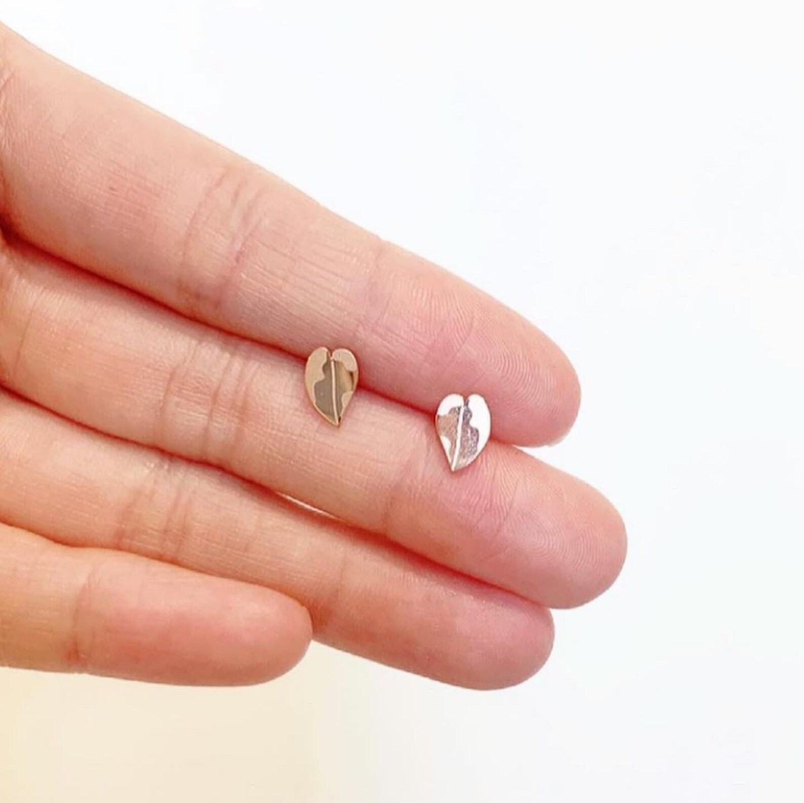 Philodendron Leaf Stud Earrings, Hypoallergenic Plant Jewelry - Etsy