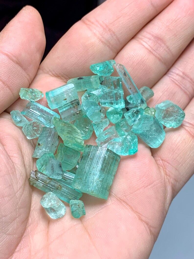 140 Cts Blue Green Rough Emeralds From Pakistan - Etsy