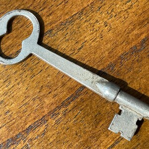 2 Authentic Vintage Embossed/stamped Skeleton Keys - Etsy