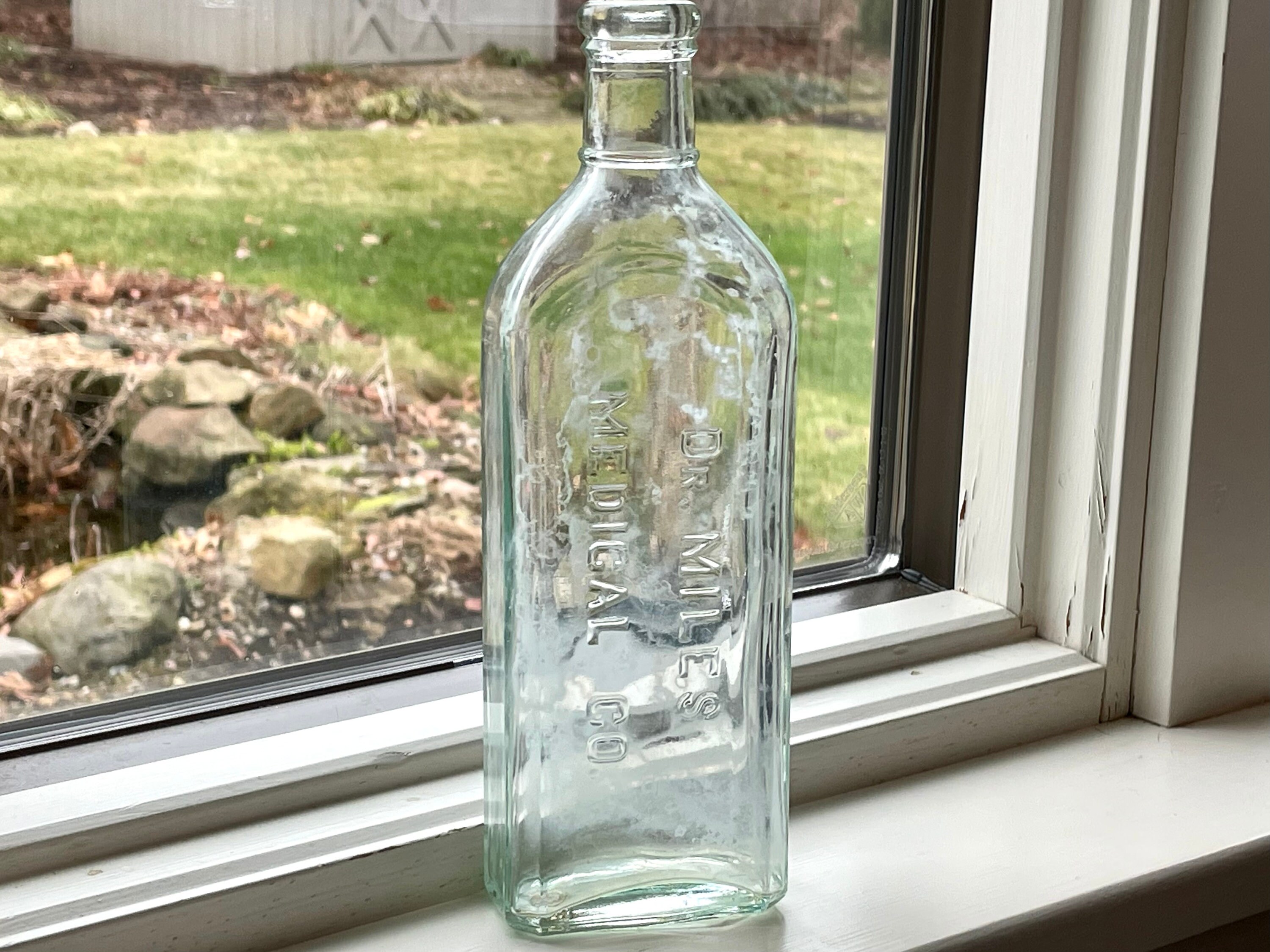Early 1900’s Dr. Miles Medical Co. Bottle, No Chips or Cracks ...