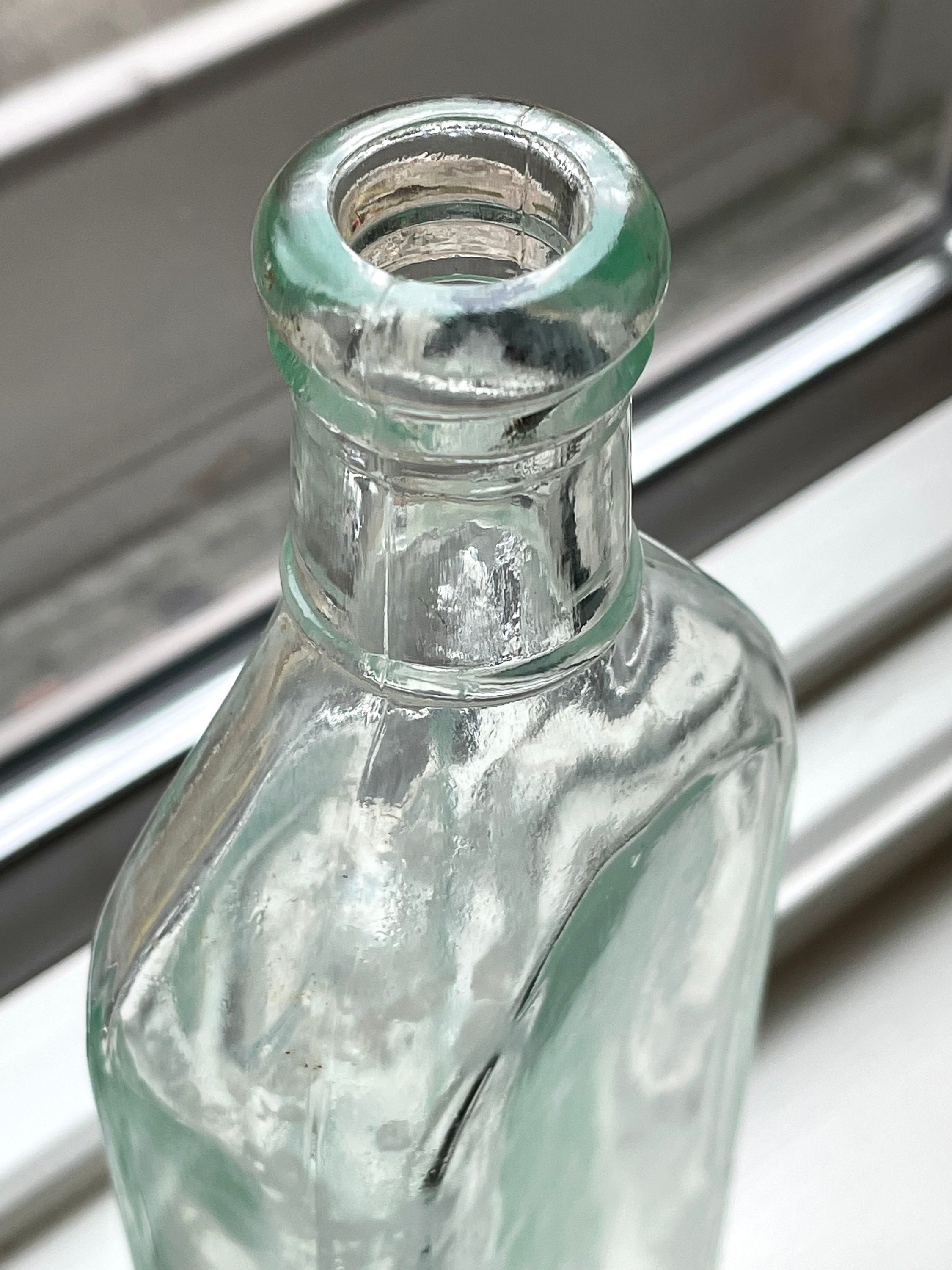 Early 1900’s Dr. Miles Medical Co. Bottle, No Chips or Cracks ...