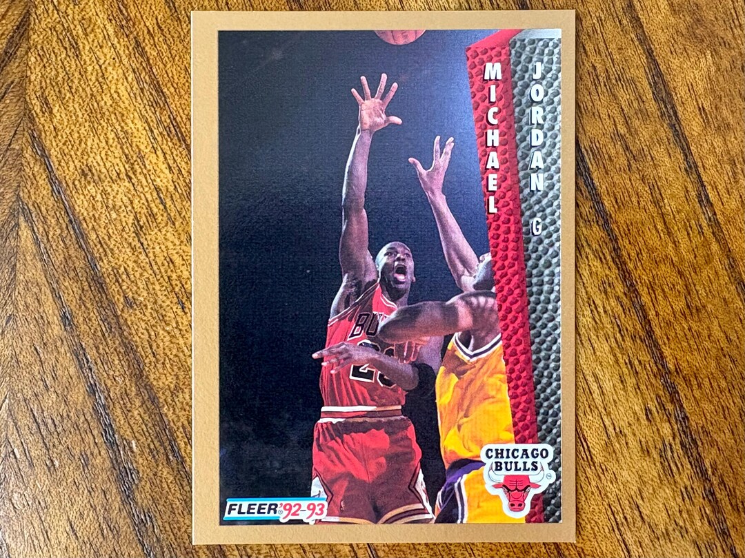 1992 Michael Jordan Fleer Basketball Card #32, Sharp Corners, No ...