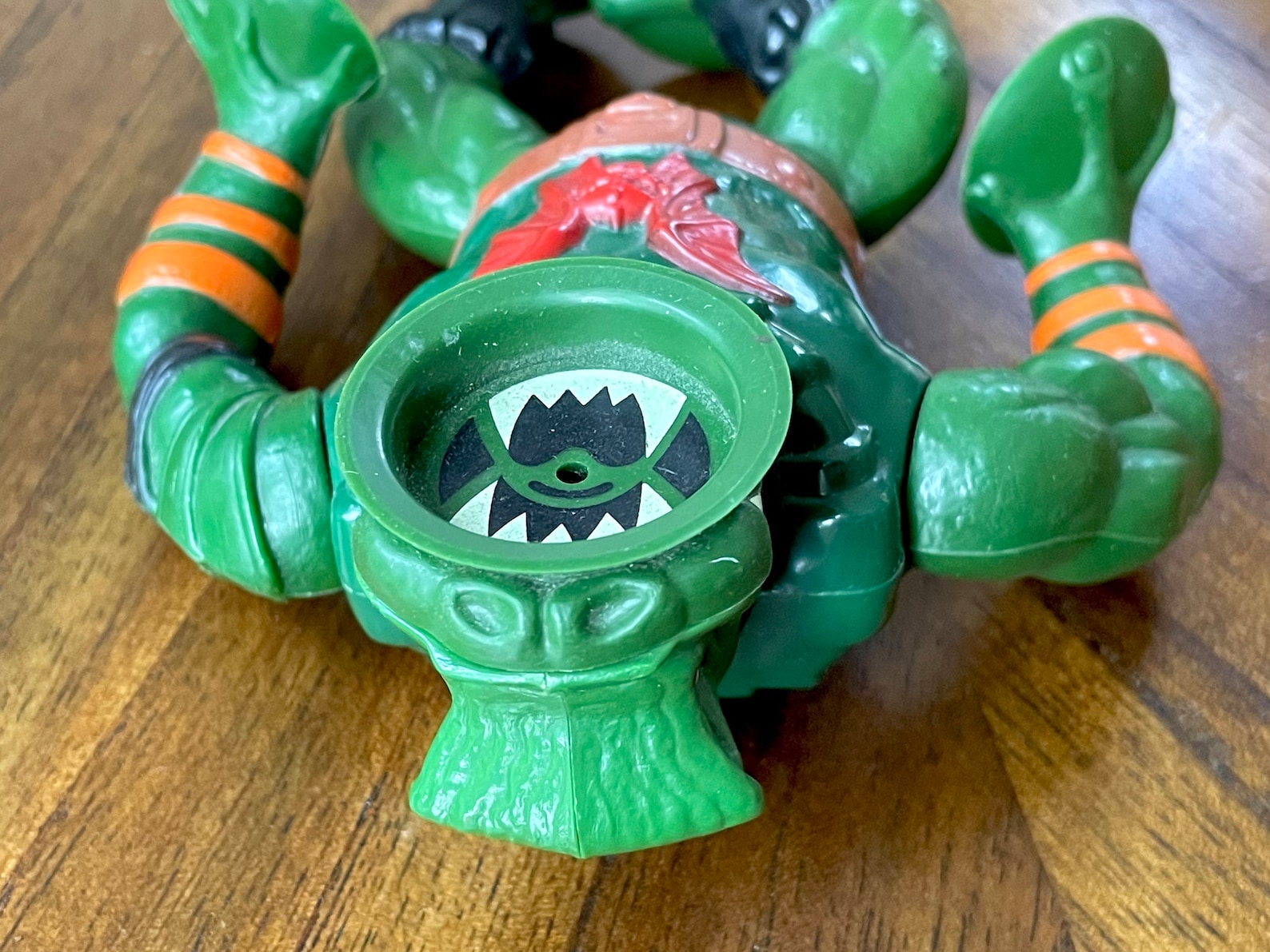 1984 He-man Motu Leech Action Figure With Suction Cup Action, Vintage ...