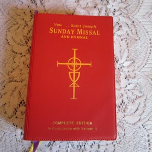 1986, Saint Joseph, Sunday Missal, Religious Book, Vintage Missals ...