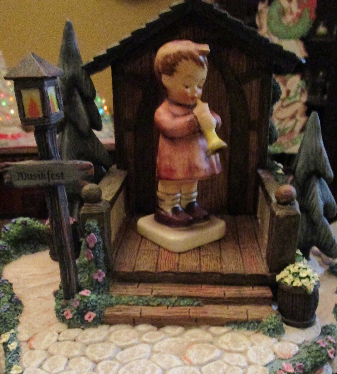 Hummel Scape, Hummel Figurine, Musikfest, Little Music Makers, Horn ...
