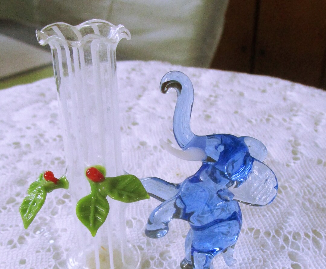Elephant Vase, Blown Glass, Bud Vase, Art Glass, Vintage Vases, Glass ...