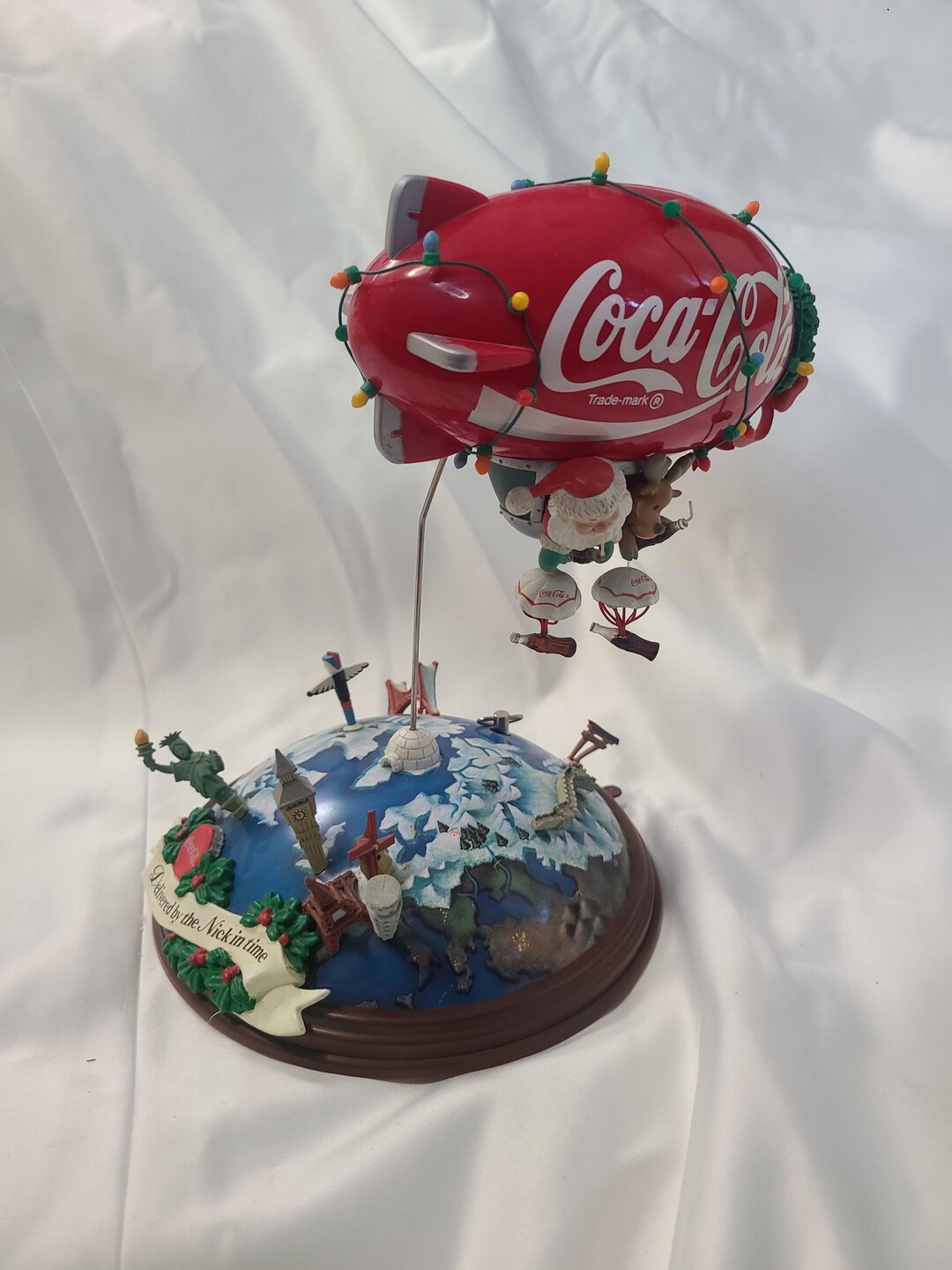 Coca Cola Enesco Delivered by the Nick in Time Musical Blimp 1993 - Etsy