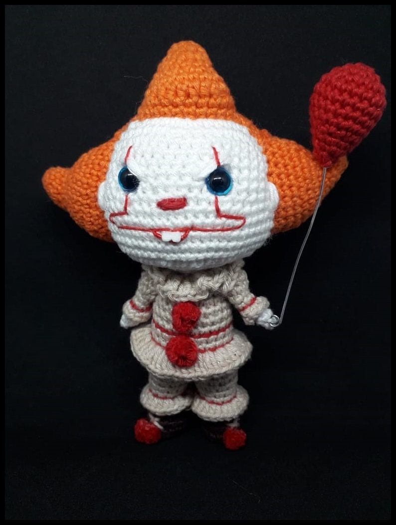 Pennywise the Clown Amigurumi Pattern Darth Makers - Etsy