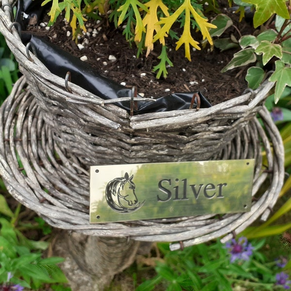 Stable Name Plate - Etsy